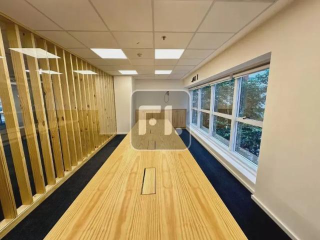 Conjunto comercial no Itaim Bibi a venda e locação com 300m²