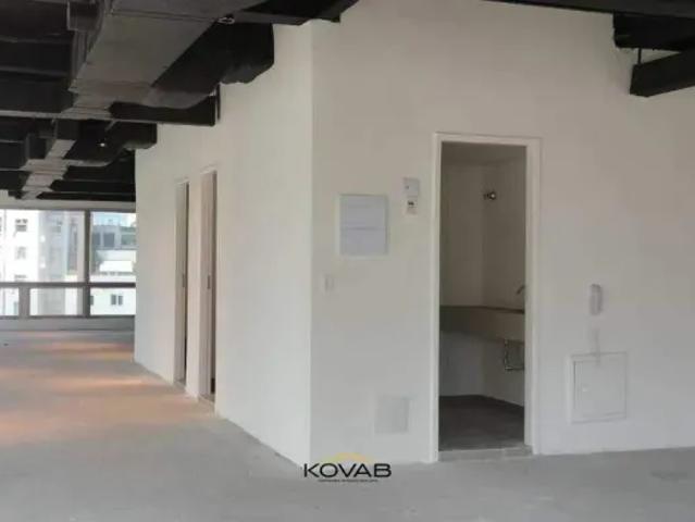 Conjunto comercial no Itaim Bibi com 200m²