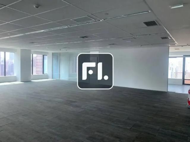 Conjunto comercial no Itaim Bibi para locação com 1630m²