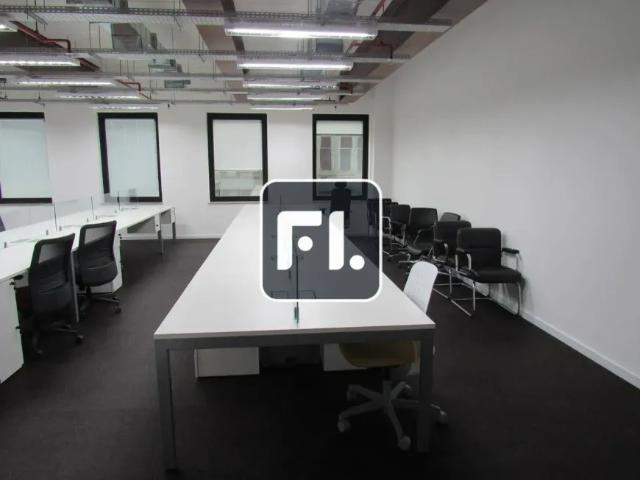 Conjunto comercial no Itaim Bibi para locação com 350m²