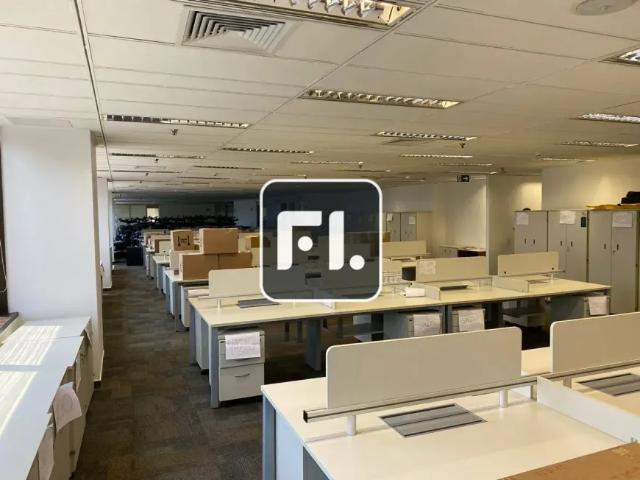 Conjunto comercial no Itaim Bibi para locação com 370m²