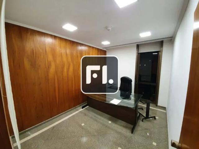 Conjunto comercial no Itaim Bibi para locação com 390m²
