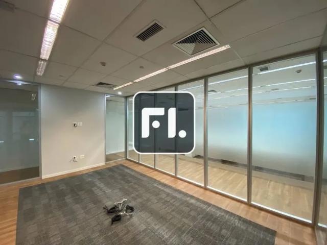 Conjunto comercial no Itaim Bibi para locação com 450m²