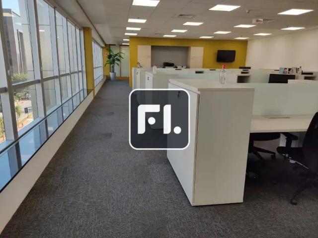 Conjunto comercial no Itaim Bibi para locação com 570m²