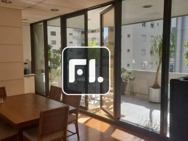 Conjunto comercial no Itaim Bibi para locação com 700m²