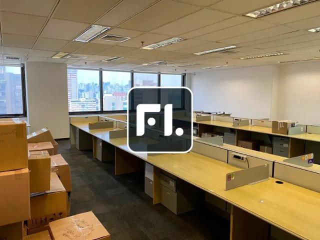 Conjunto comercial no Itaim Bibi para locação com 888m²