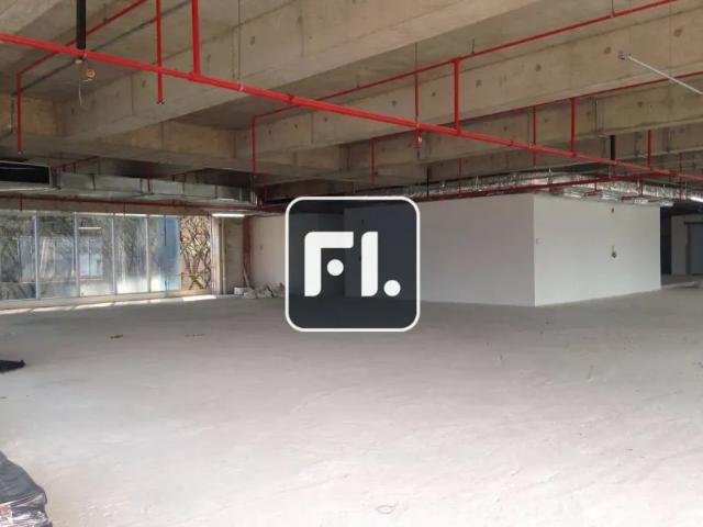 Conjunto comercial no Itaim Bibi para locação com 980m²