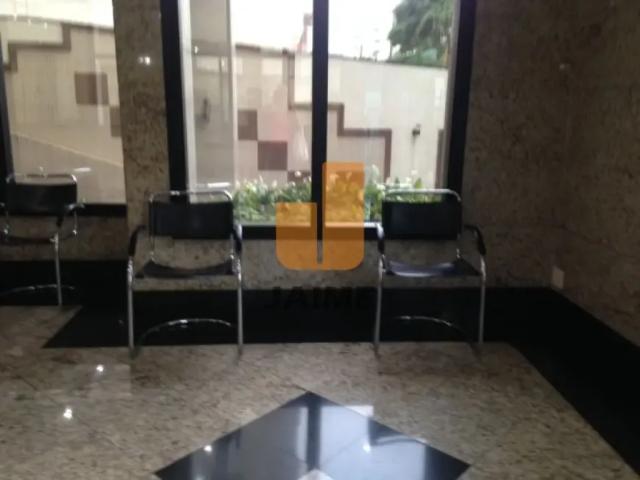 Conjunto comercial no Pacaembu