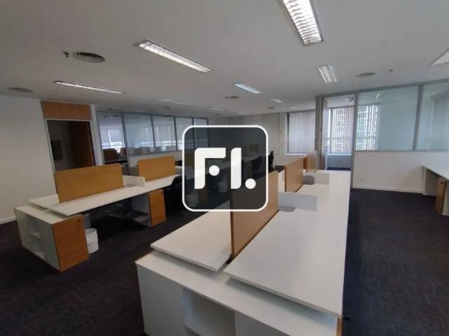 Conjunto comercial na Bela Vista para locação com 275m²