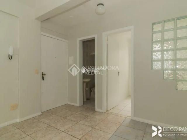Conjunto Comercial na Jerônimo Coelho, com 30 m² privativos