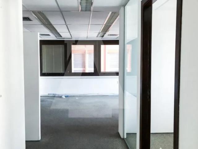 Conjunto comercial na Paulista