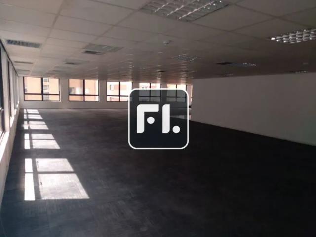 Conjunto comercial na Vila Olímpia para locação com 475m²