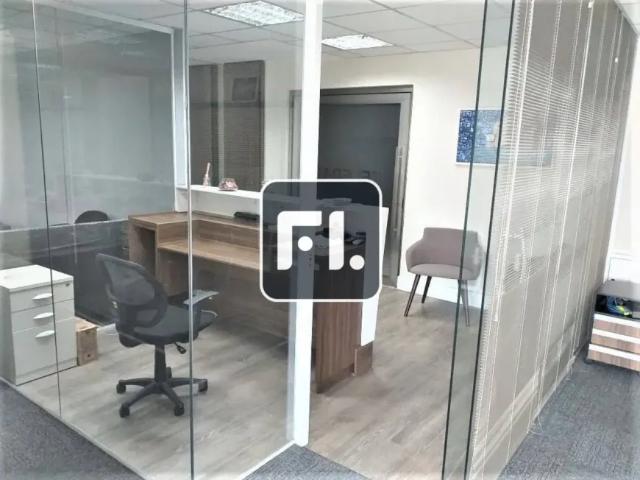 Conjunto comercial na Vila Olímpia para locação com 500m²