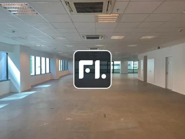 Conjunto comercial na Vila Olímpia para locação com 754m²