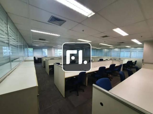 Conjunto comercial na Vila Olímpia para locação com 320m²