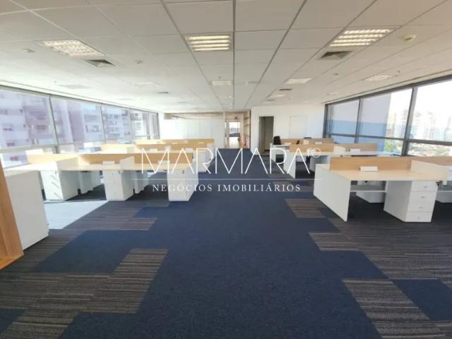 Conjunto comercial / Sala para alugar, 266m² Berrini