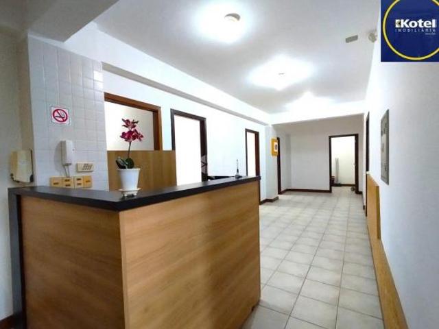 CONJUNTO COMERCIAL PODENDO FACILMENTE SER TRANSFORMADO EM APTO GARDEN