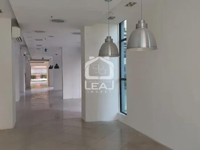 Conjunto Comercial para Venda e Locação, Vila Olímpia, 218m², 6 Vagas, R$ 3.000.000,00 Venda, São