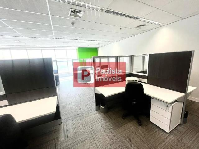 Conjunto Comercial Para Venda e Locação de 568,60m², 17 Vagas na Garagem na Chácara Santo Antônio