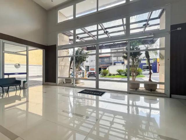 Conjunto comercial para venda em Água Branca, 35m²