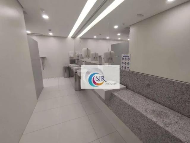Conjunto comercial para alugar, 1966 m² com 49 vagas Brooklin São Paulo/SP