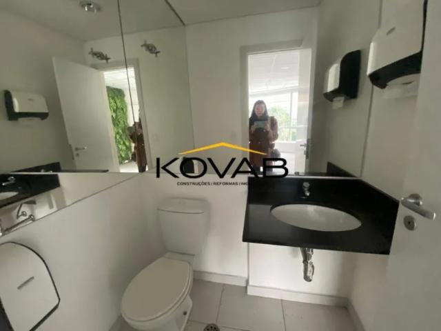 Conjunto comercial para aluguel em Pinheiros – 145 m², 3 salas, 5 vagas