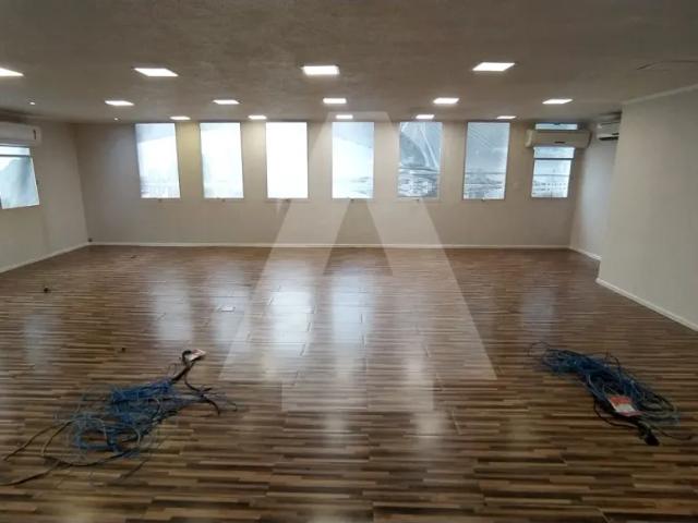 Conjunto comercial para Locação