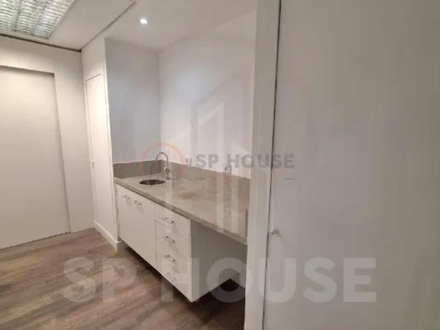 Conjunto comercial para locação Vila Olímpia, 7 salas, 6 vagas, copa, 200m²