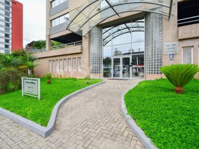 Conjunto Comercial á Venda no Morumbi com 140m², 3 vagas
