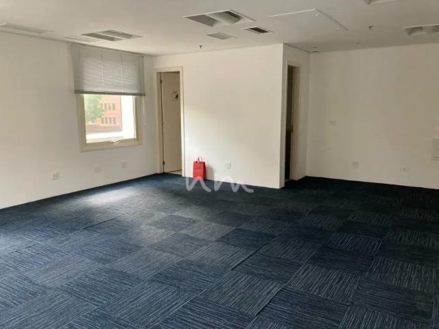 Conjunto Comercial à venda, na Av. Angélica