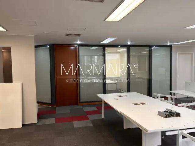 Conjunto corporativo / Sala comercial de 250 m² para alugar na Vila Olímpia