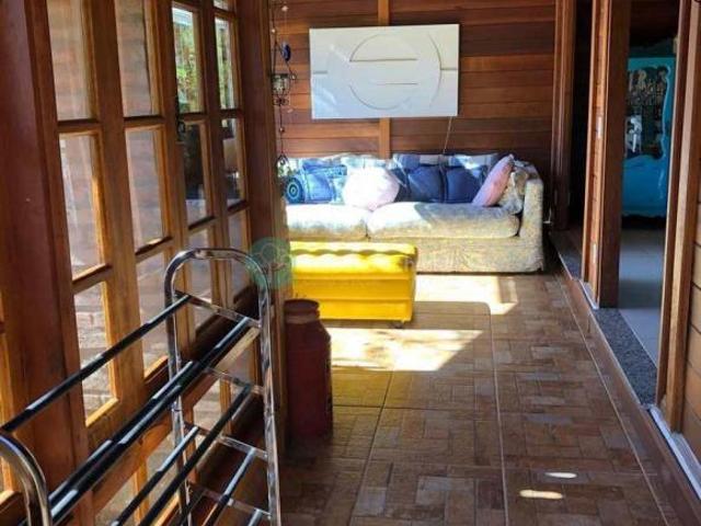 Conjunto de 3 casas charmosas em Santo Antonio do Pinhal