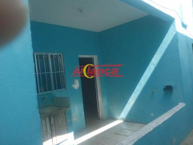 CONJUNTO DE CASAs COM COMERCIO