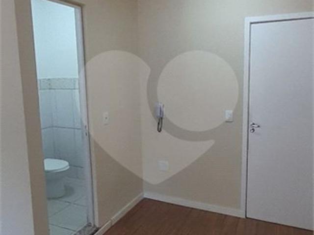 Conjunto em Vila São João Batista, Jundiaí/SP de 33m² para locação R$ 1.400,00/mes