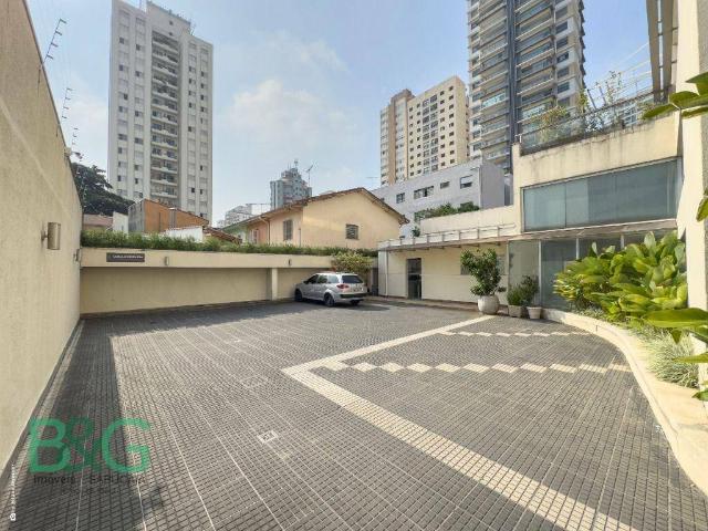Conjunto em Brooklin Paulista, São Paulo/SP de 37m² à venda por R$ 302.900,00