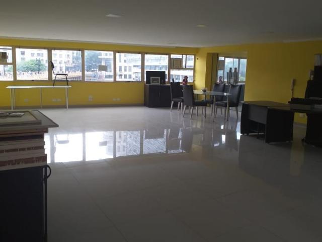 Conjunto em Centro, São Paulo/SP de 0m² para locação R$ 2.000,00/mes