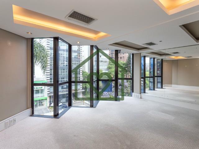 Conjunto em Moinhos de Vento, Porto Alegre/RS de 0m² à venda por R$ 1.179.900,00 ou para locação R$ 6.800,00/mes