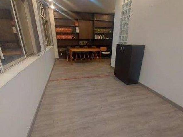 Conjunto em República, São Paulo/SP de 130m² à venda por R$ 295.400,00 ou para locação R$ 2.000,00/mes