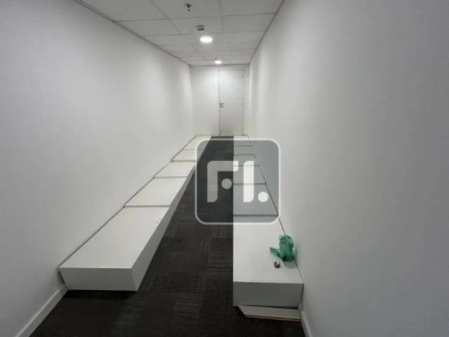 Conjunto para alugar, 1032 m² por R$ 158.024,36/mês Centro Rio de Janeiro/RJ