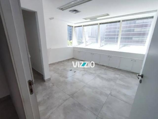 Conjunto para alugar, 135 m² por R$ 16.077/mês Cerqueira César São Paulo/SP
