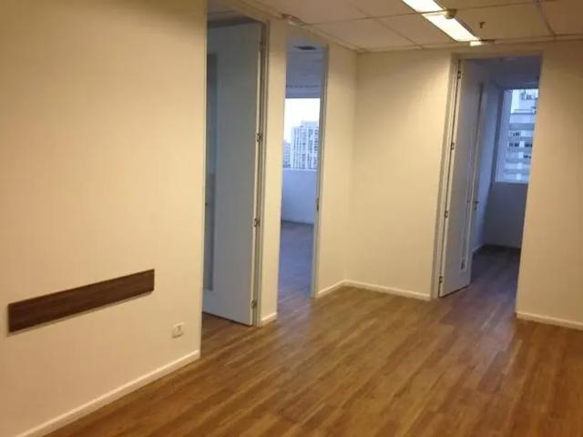 Conjunto para alugar, 245m2 na rua Itapeva, próximo à Avenida Paulista