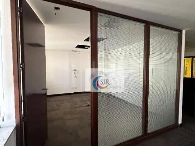 Conjunto para alugar, 257 m²
