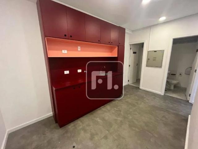 Conjunto para alugar, 330 m² Bela Vista São Paulo/SP