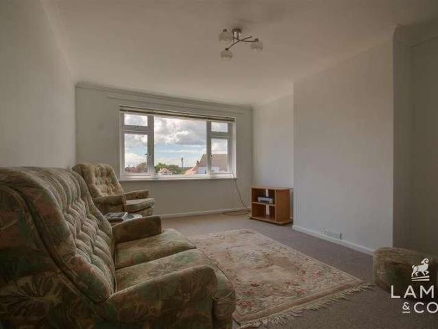 Connaught Avenue, Frinton on sea, CO13