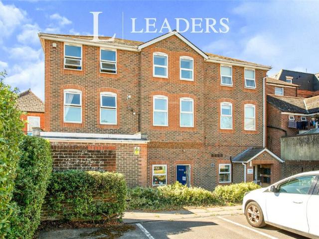 Connaught House, Osborn Road South. 2 bed flat to rent £1,000 pcm £231 pw