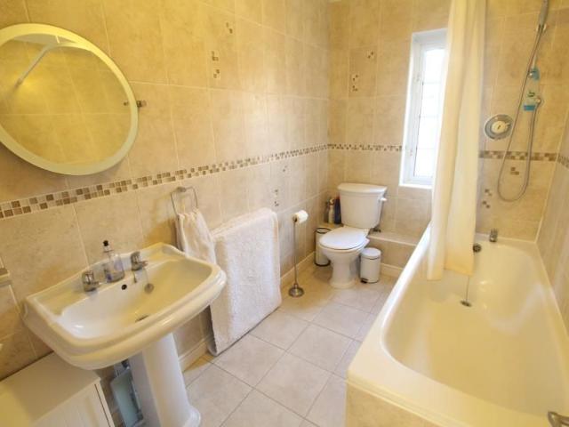Connaught Road, Woking 2 bedrooms Property for lettings Seymours