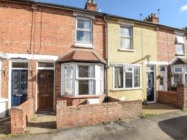 Connaught Road, Newbury RG14, 3 bed terraced house to rent, £1,500 pcm | PrimeLocation