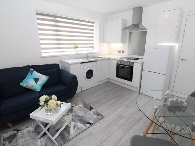 Connaught Road, Roath, Cardiff CF24, 1 bed flat to rent, £895 pcm | PrimeLocation