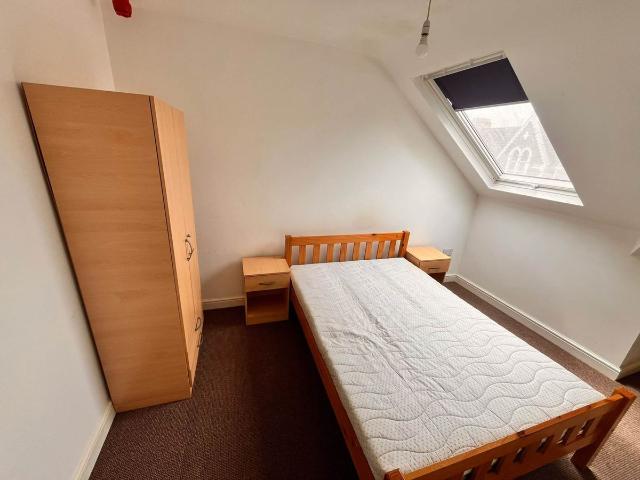 Connaught Road, Roath CF24, 1 bed semi detached house to rent, £740 pcm | PrimeLocation