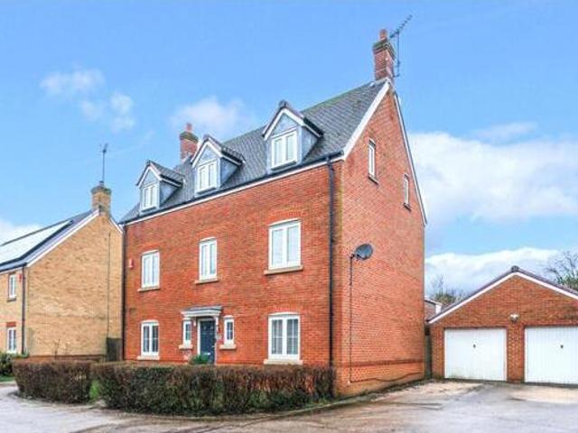Connaught Way, Alton, 5 Bedroom Detached